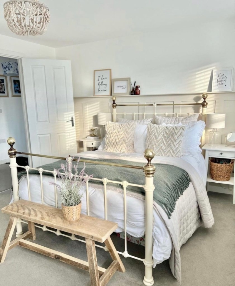 13 Beautiful Bedroom shelf panelling ideas - Style Your Sanctuary