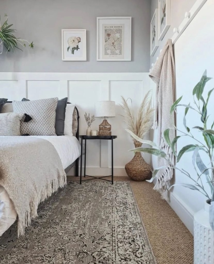 13 Beautiful Bedroom shelf panelling ideas - Style Your Sanctuary