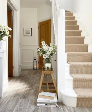 How to make your cream hallway look welcoming - cream hallway ideas ...