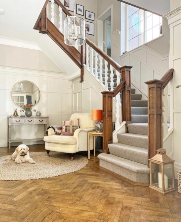 How to make your cream hallway look welcoming - cream hallway ideas ...